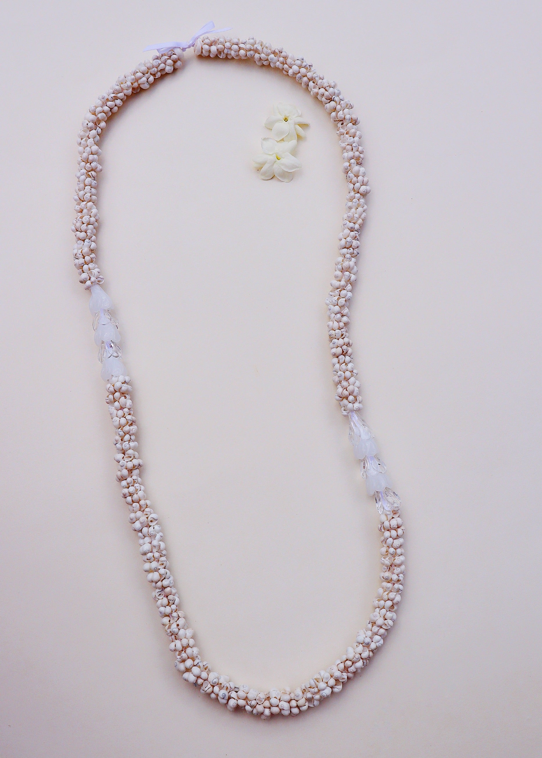 Pikake Mongo Shell Lei with 10 Glass Pua – Arlie Pemberton