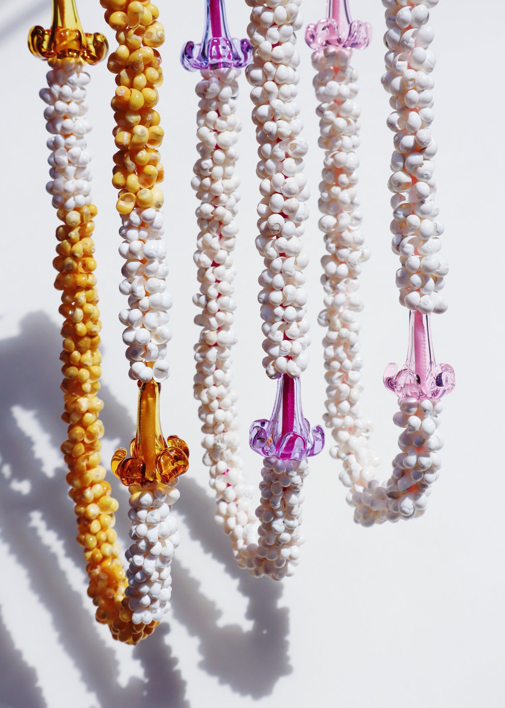 Puakenikeni Mongo Shell Lei with 2 Glass Pua – Arlie Pemberton