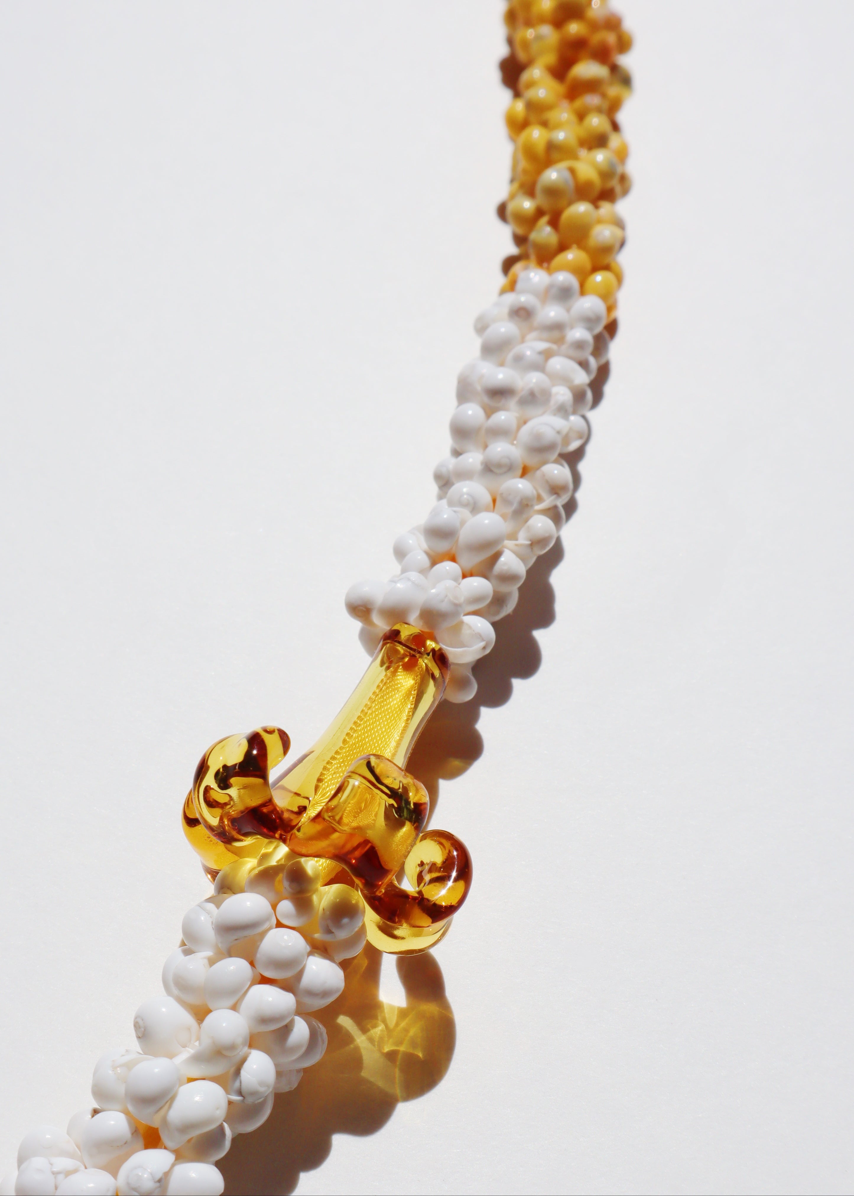 Puakenikeni Mongo Shell Lei with 2 Glass Pua – Arlie Pemberton